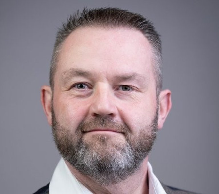 Uavhengige kommisjoner – sett fra England - Ukom